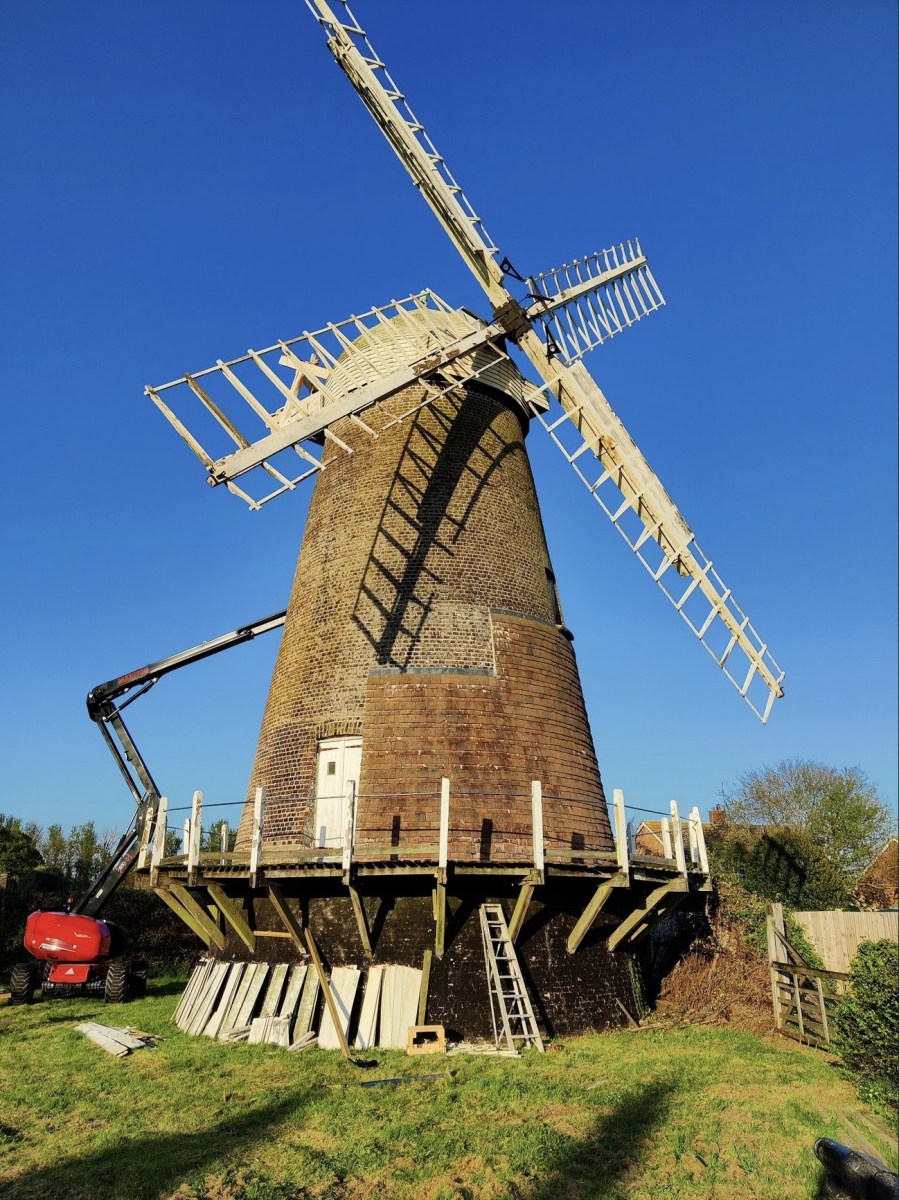 Shining a light on the plight of mills | The SPAB